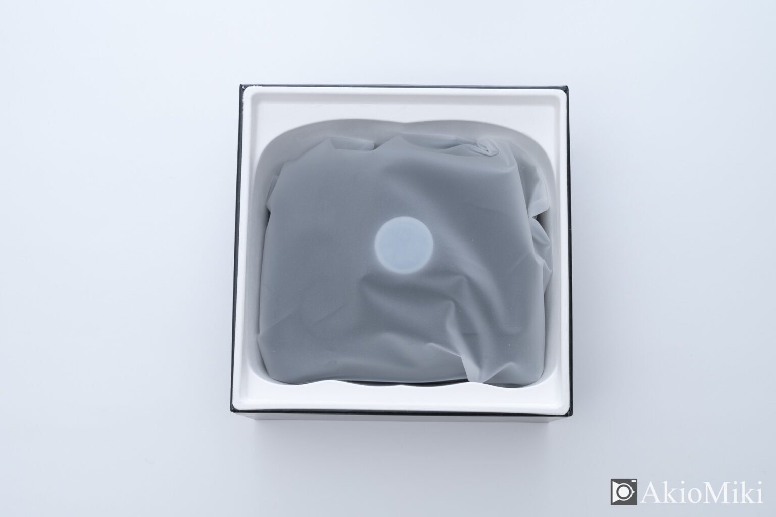 【6ヶ月間のレビュー】TourBox Eliteを徹底解説！外観から初期設定も紹介 | Akio Miki