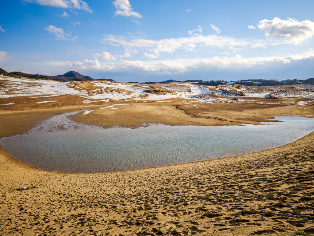【鳥取県】雪が積もった冬の鳥取砂丘が絶景だった | Akio Miki